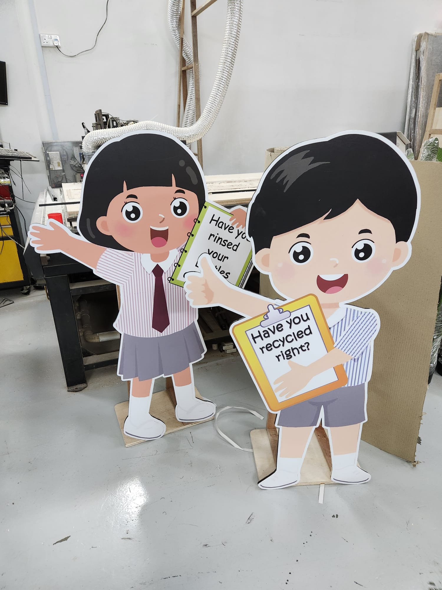 Die-Cut Shapes & Standees with Vinyl Print – Build & Cut